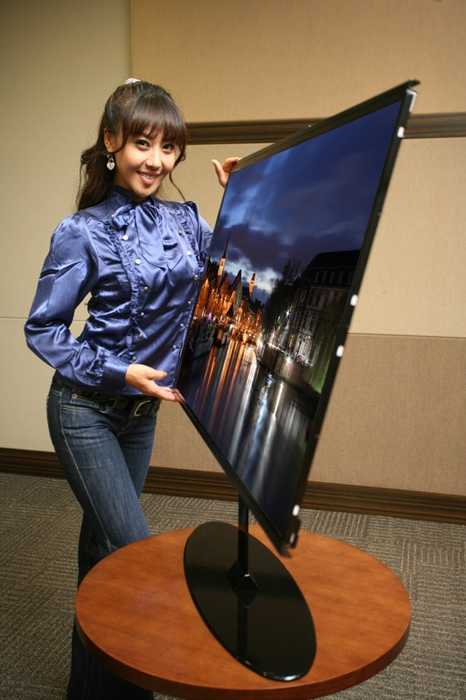 14.6 mm Thick Screen: Ultra-Thin Samsung TV
