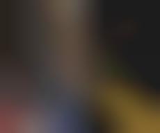 $35,400 Golden iPhones : Victoria Beckham's Golden Stuart Hughes iPhone