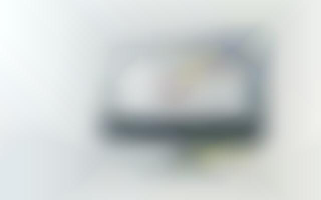 100 Sensational Solar-Powered Pieces