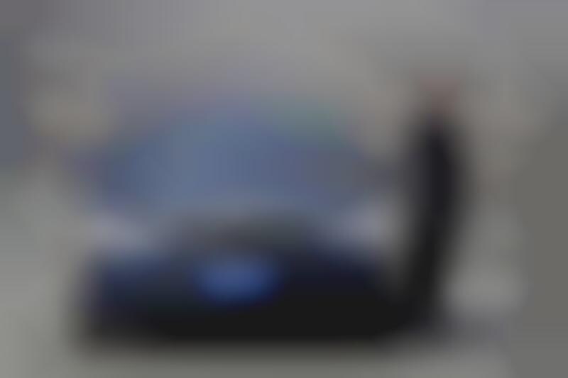 100 High-End Supercars