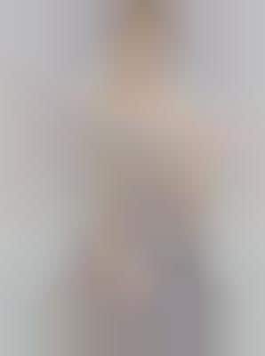 $100,000 Money Dress: Fashion Made of Sterling Pound Notes