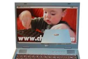 Edible Computer: Keyboard Melts In Your Mouth (And Your Hands)