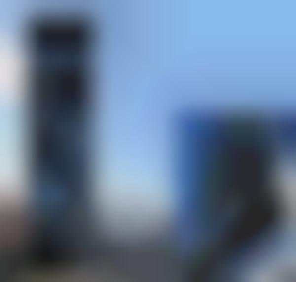 Mismatched Cubic Architecture : Apartment in Katayama