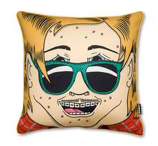 Personified Pillows : Woouf