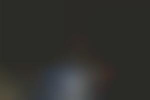 Solar Tables: Sun Table Charges Your Electric Goodies