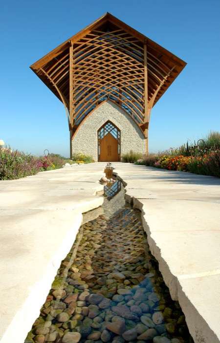 Modernized Religious Institutions : Holy Family Shrine