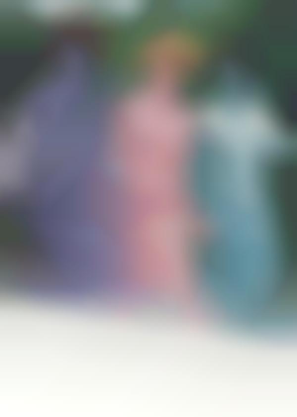 100 Wacky Wallpaper Finds