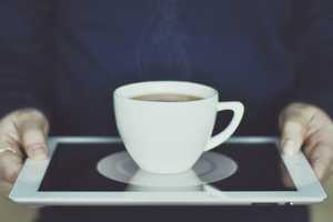 Tablet Teacup Companions : iPad Saucer