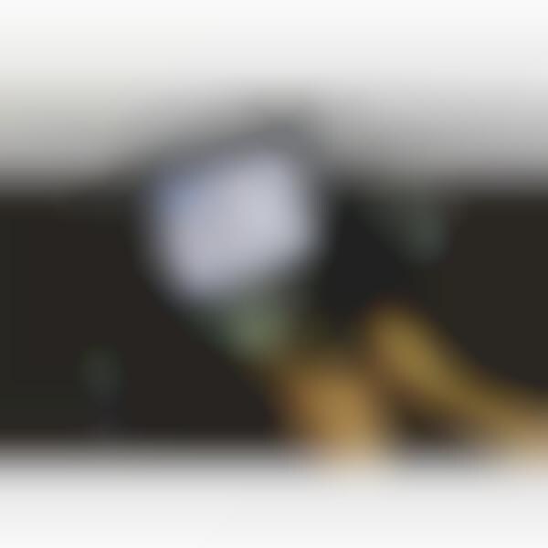 Clamshell Tablet Docks : Satechi R1 Stand