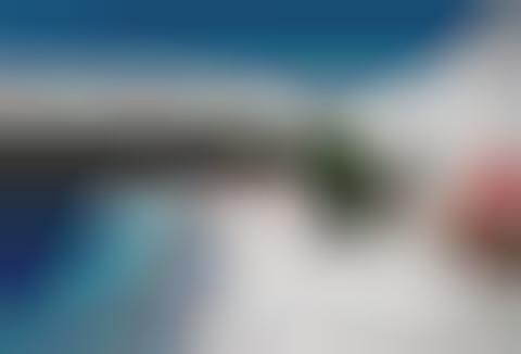 Peep Show Lagoons : Transparent Swimming Pool