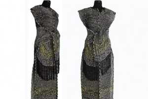 Re-Used Tabloid Wardrobes : Recycled Newspaper Clothing