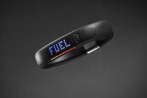 Accelerometer Fitness Bracelets : Nike FuelBand