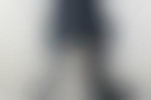 Feather-Faced Mask Shoots : Laura Kapman Steven Meisel