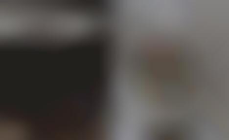 Deceptive Ceiling Lamps : ROOF Top Lights