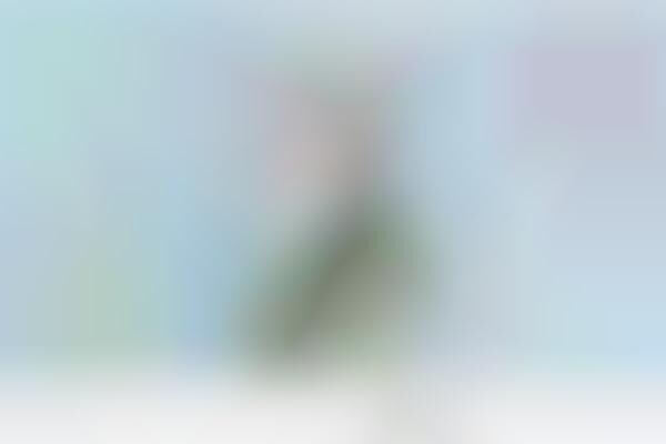 99 Peculiar Model Looks