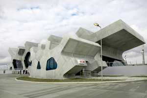 Colossal Concrete Structures : j mayer h architects