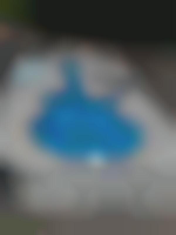 Backyard Instrument Pools : les paul custom guitar aqua tech pools