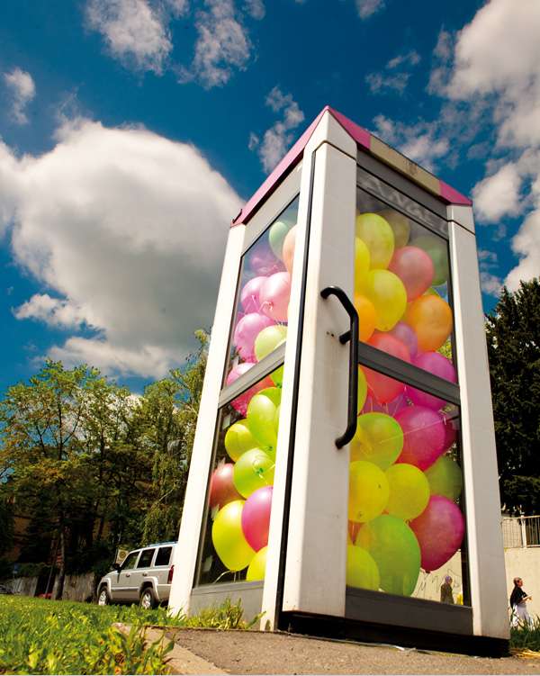 Bubbly Phone Booths : ich bin KONG Balltooth