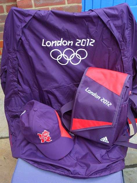 Free Olympic Volunteer Swag : 2012 Olympic Volunteer