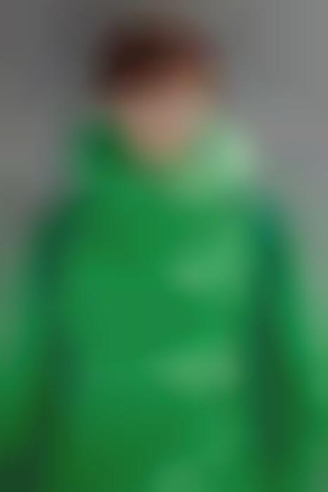 Colorful Cuddling Coats : Si Chan 'Hug Me'