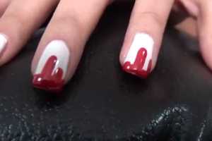 Bleeding DIY Manicures : Fashion Tube