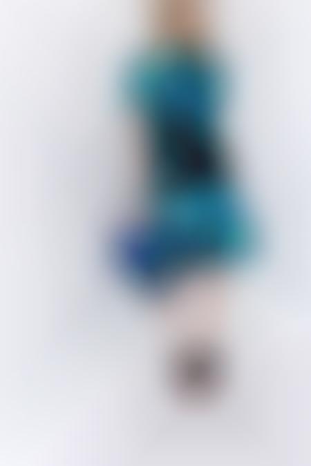 56 Abstract Clothing Designs