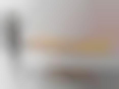 Legless Levitating Tables : Flyux Table