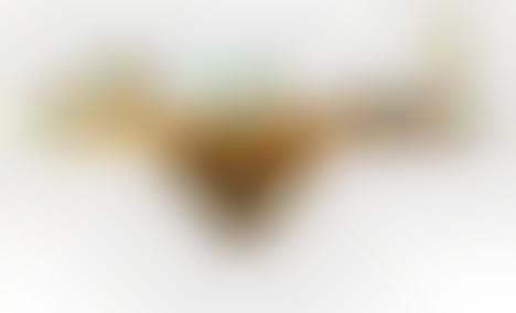 Two-Armed Triangular Shelves : Niko Rotating Planes