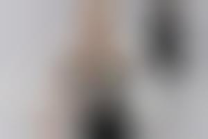 Rebel Supermodel Haircuts: Agyness Deyn's "The Aggy"