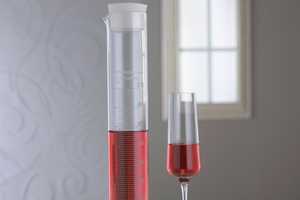 Scientific Wine Servers : Graduated Cylinder Lab Decanter