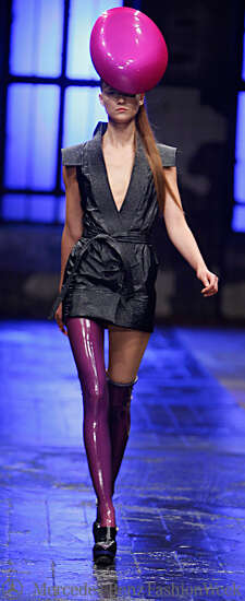 Latex Pod Hats: Joop! At Berlin Fashion Week