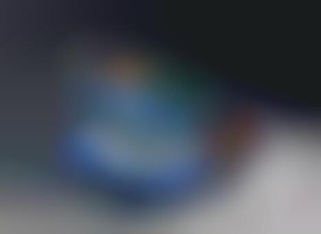 Stunning Live Fish Furniture : Aquarium Coffee Table