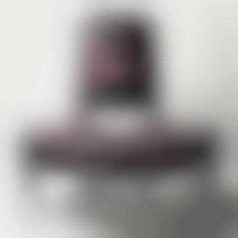 Discomfiting Home Decor : surreal home decor