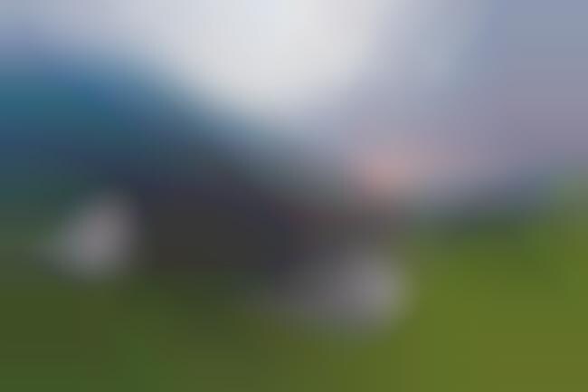 72 Protruding Architectural Structures