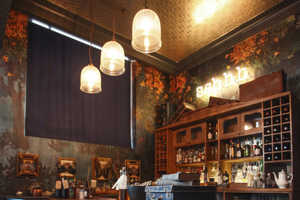 Whimsical Vintage Restaurants : theme restaurants