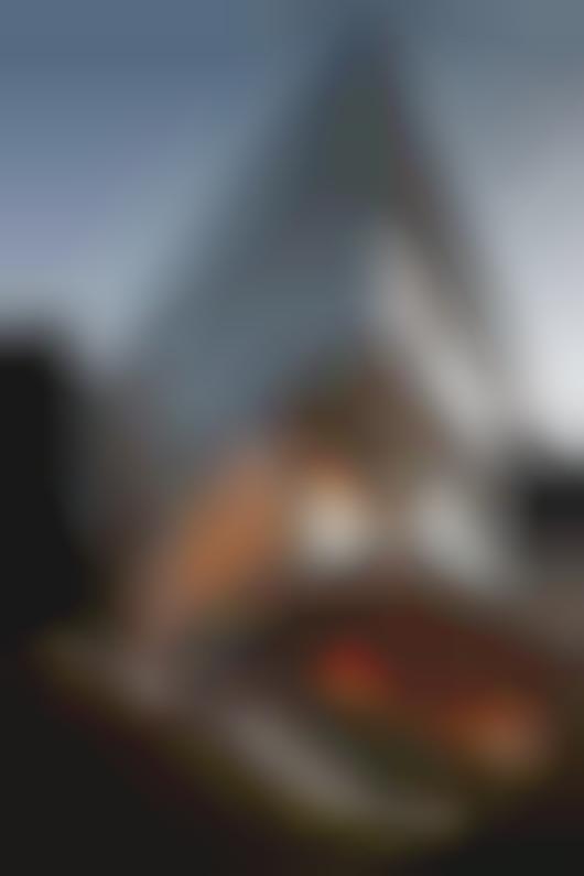 72 Protruding Architectural Structures