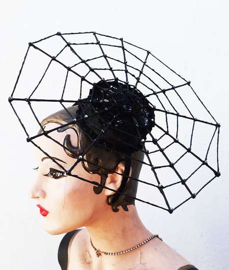 Webbed Goth Fascinators : sculptural-hat