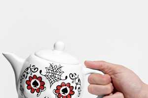 Spooky Skull Teapots : sugar skull teapot
