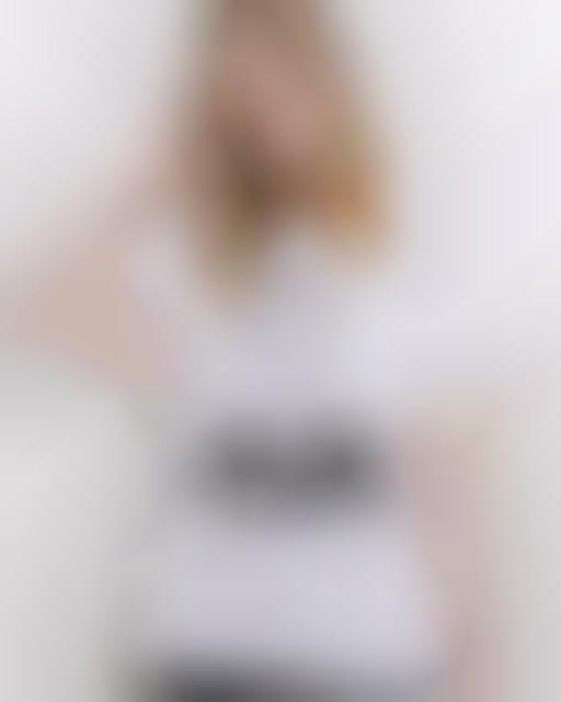 Pop Culture Icon Fashion : deer dana portrait collection