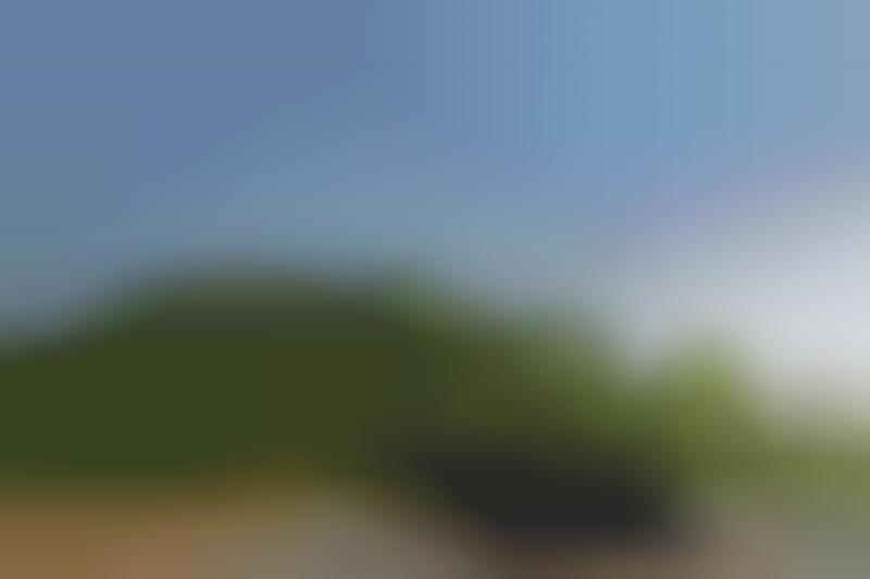 17 Distinct Memorial Structures