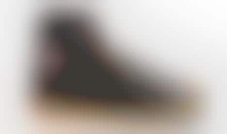 Iconic Cardboard Kicks : Cardboard shoe