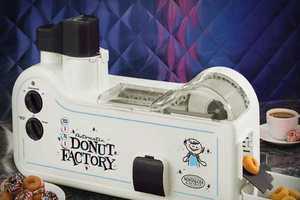 At-Home Dessert Machines : Mini Donut Factory