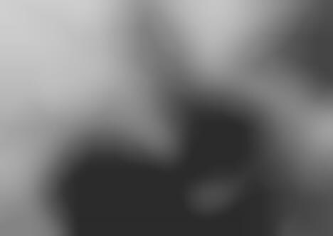 Glamorous Traveller Captures : LVR Magazine