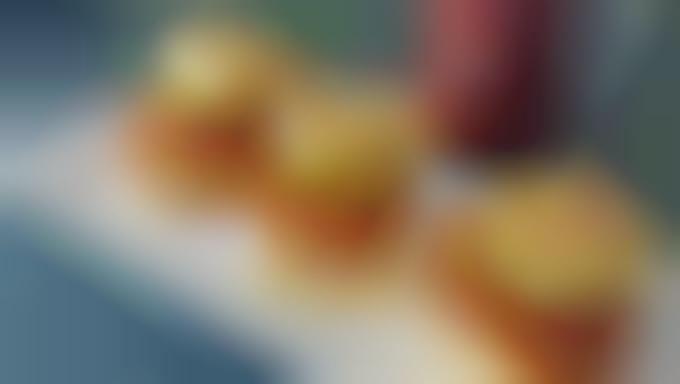 33 Examples of Handheld Food