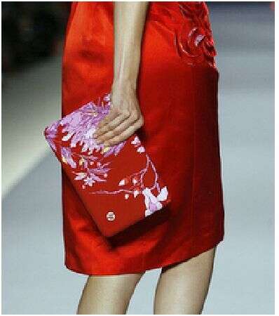 Responsive Fashion - Hi-tech apparel that promotes interactivity with ...