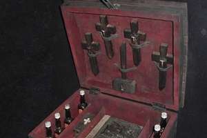 Bizarre Antique Finds: The Vampire Slaying Kit