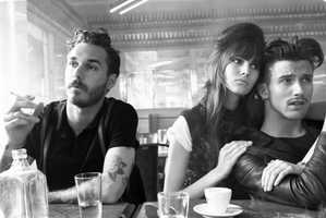 Love Triangle Editorials : couple editorial