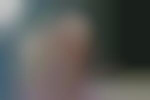 Strikingly Visceral Portraiture : hannah burton