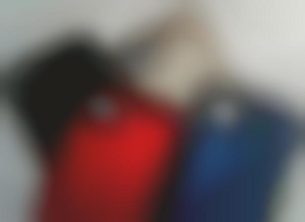 Privacy-Preserving Phone Cases : QS1 phone case