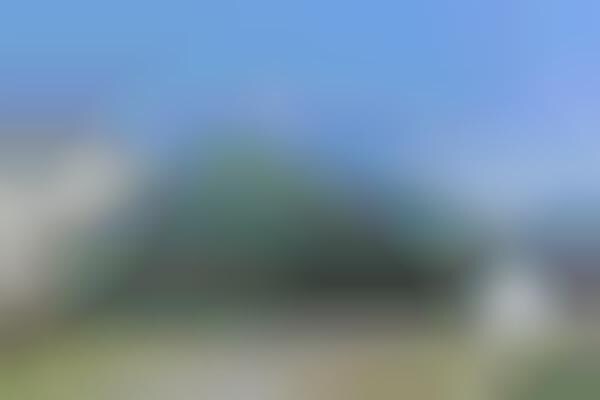 Triangulated Roof Designs : Beret House